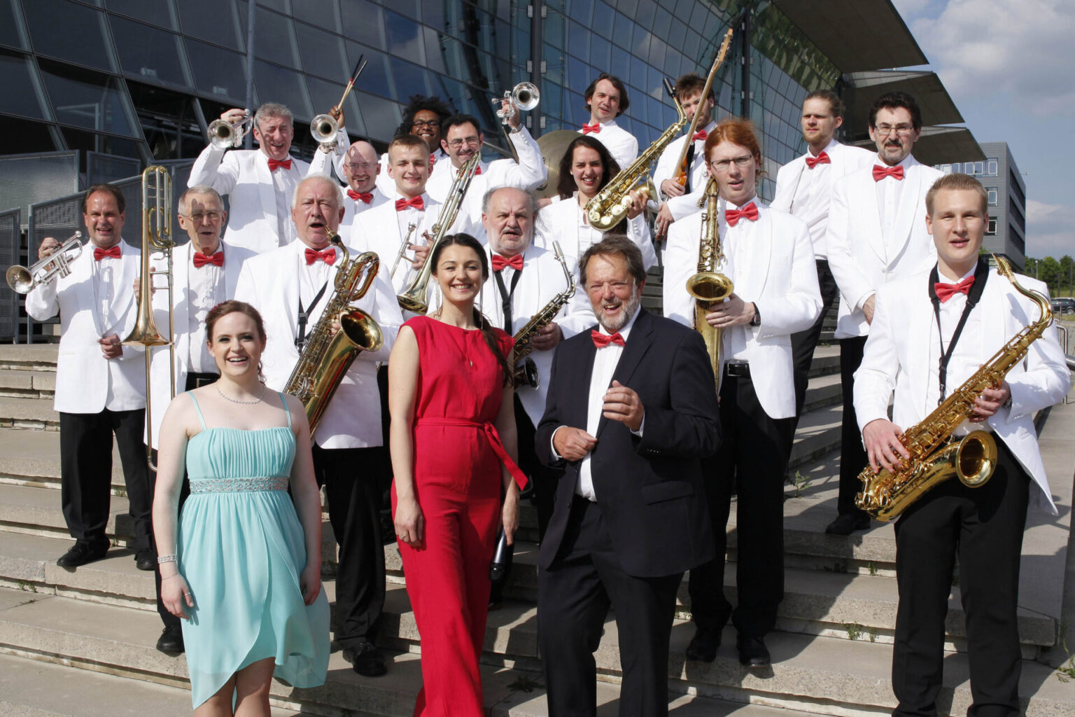 Swing, Hits & Evergreens am 17. Juni 2023 – Waldberg Empelde